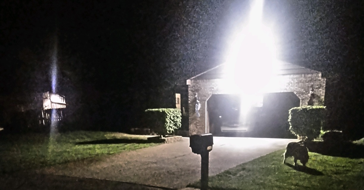 5 Dusk to Dawn Sconces for Building Exteriors – JC-LGL